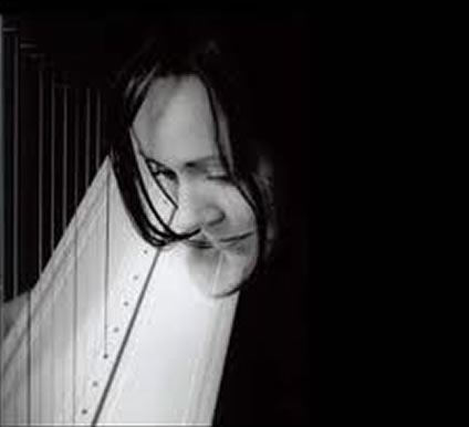 Amanda Whiting | Professional Harpist For Weddings & Corporate Events